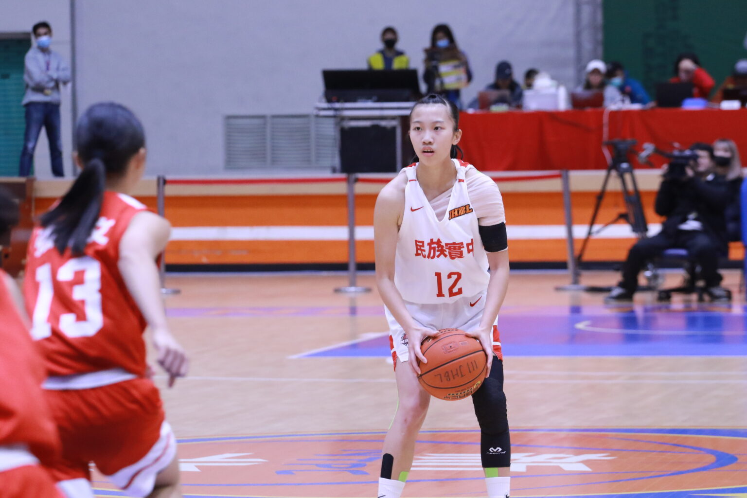 【JHBL】許秀勉教練的「二無心法」 帶出民族實中三連霸 - Double Pump 女子籃球誌