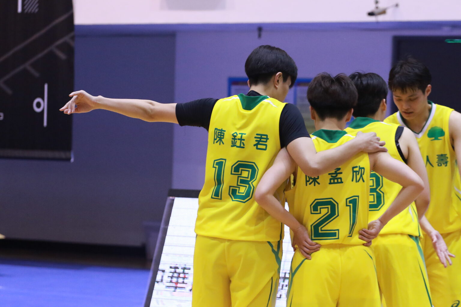 【WSBL】挺過逆襲國泰擊敗台電 鄭伊秀連兩場得分破20 - Double Pump 女子籃球誌