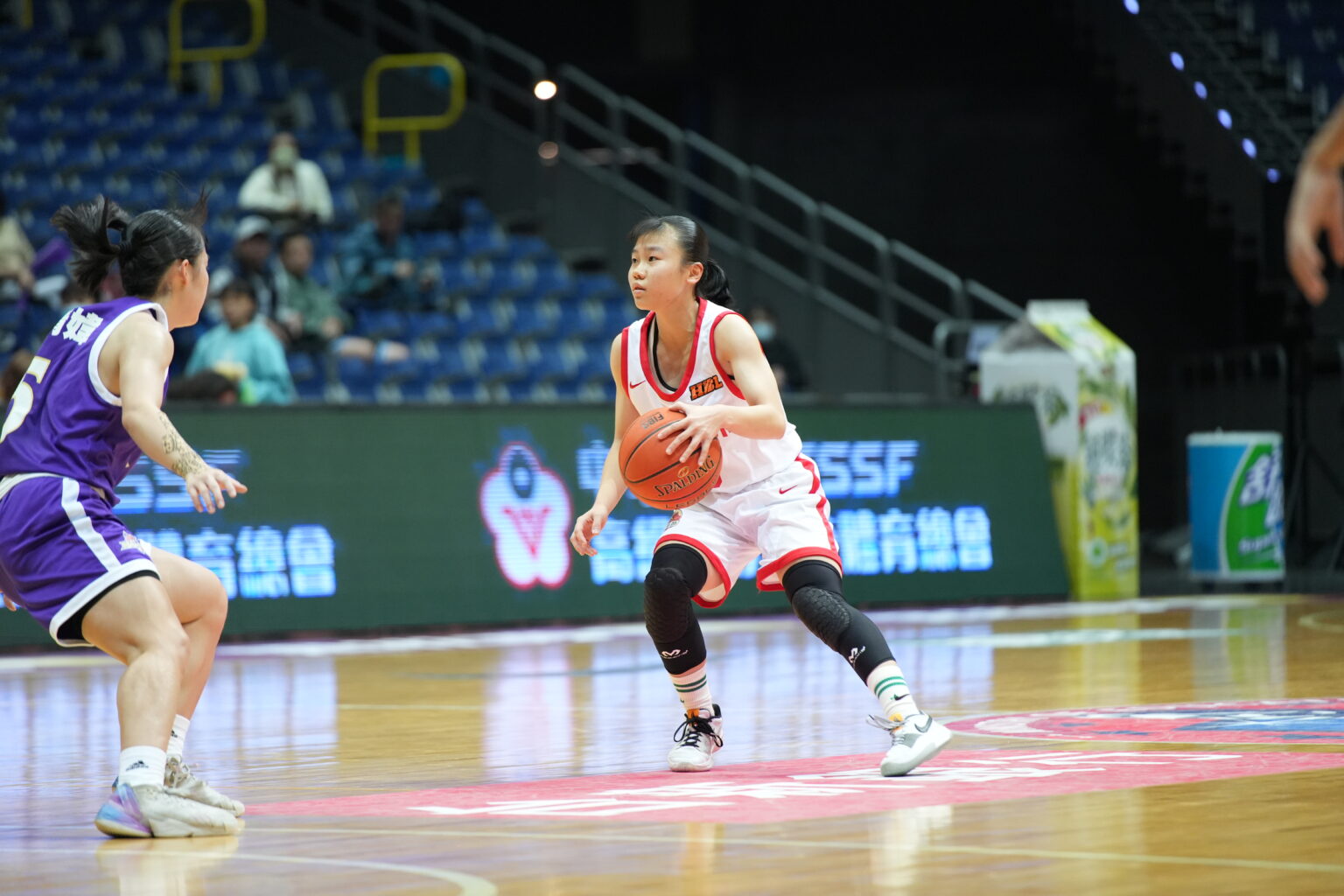 【112HBL】為大學拚一次八強 苗商跨節連得30分首勝開張 - Double Pump 女子籃球誌