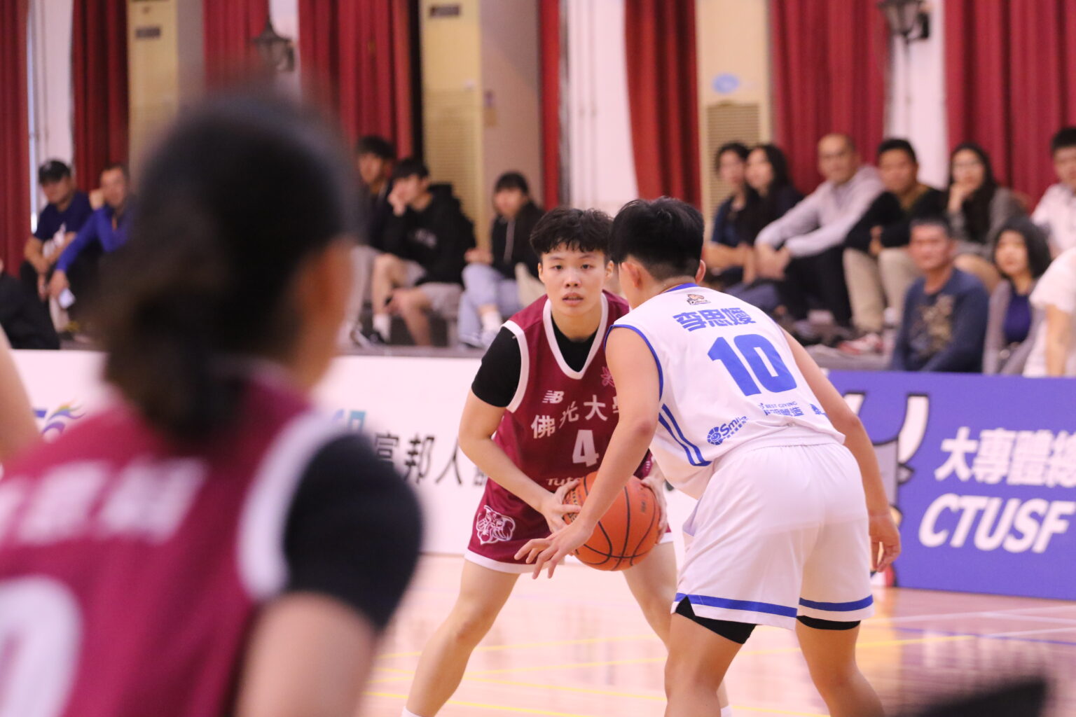 【112UBA】臺體反撲氣勢兇猛 佛光「以忍為力」驚險獲勝 - Double Pump 女子籃球誌