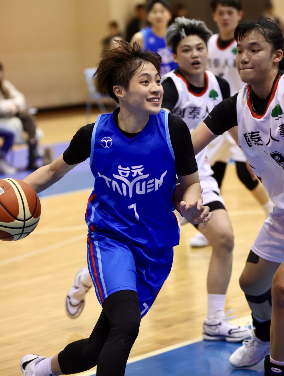 【WSBL】台元逆轉擊敗國泰 六連勝奪第一階段冠軍 - Double Pump 女子籃球誌